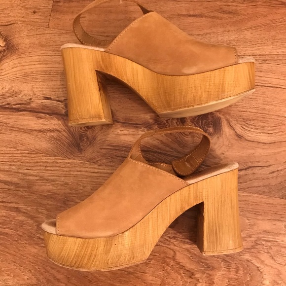Sbicca | Shoes | Sbicca Vintage Collection Platform Peep Toe Heel ...